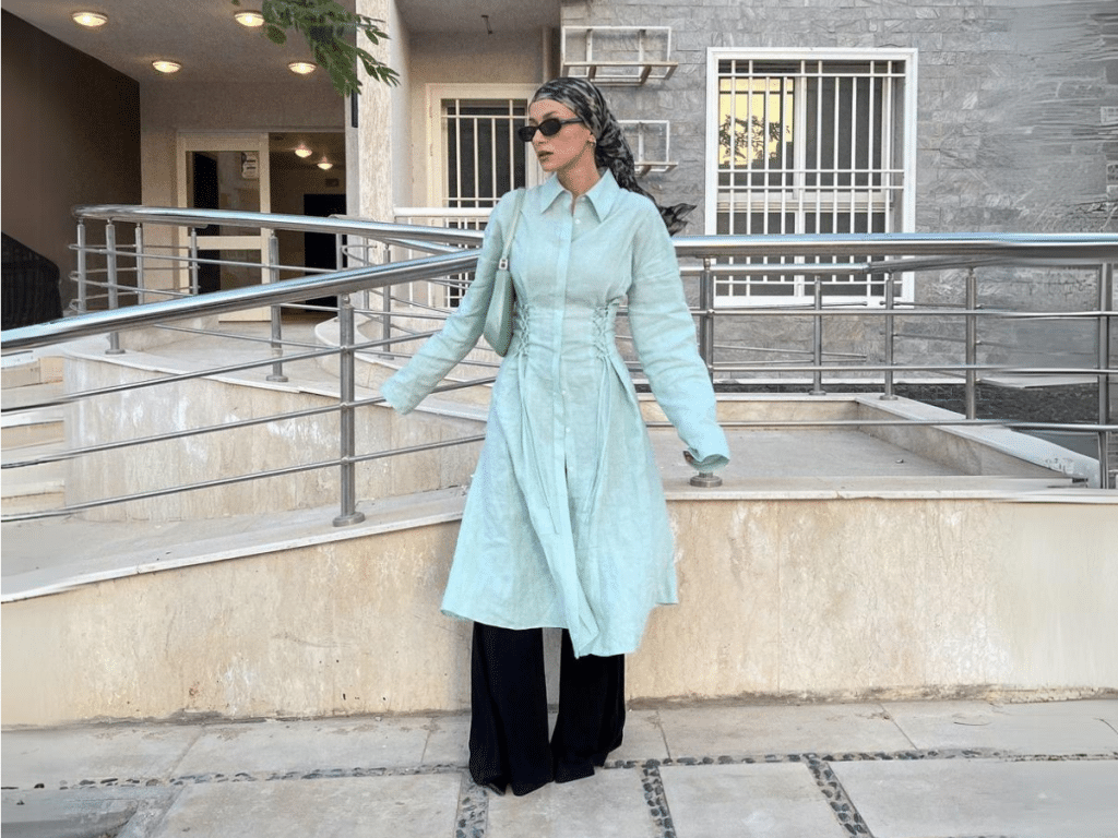 Demure is the latest trend on our fyp, but Arab girlies did it first ...