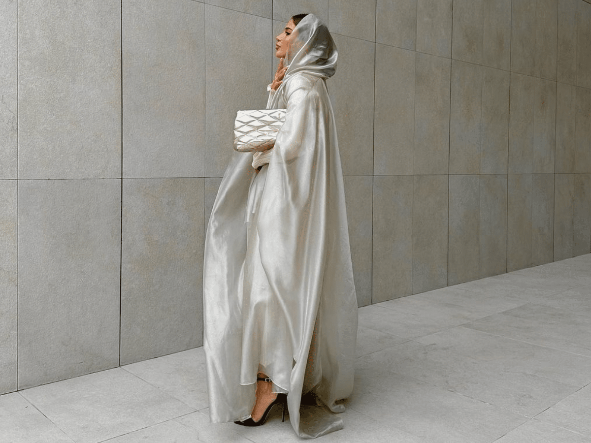 Demure outfits Middle East: Regional fashion influencers put a demure ...